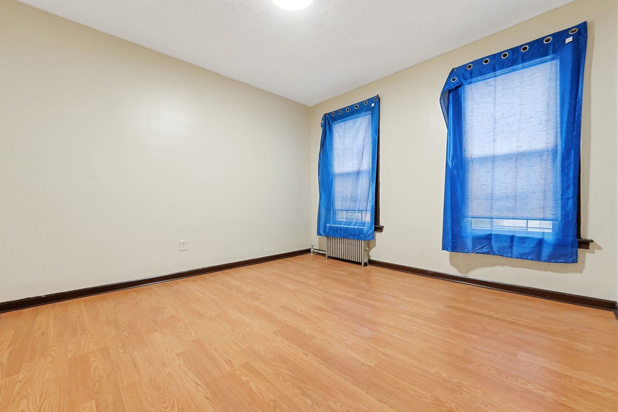 86 Seaview Ave, JC, Greenville, New Jersey, Listing ID:260009799