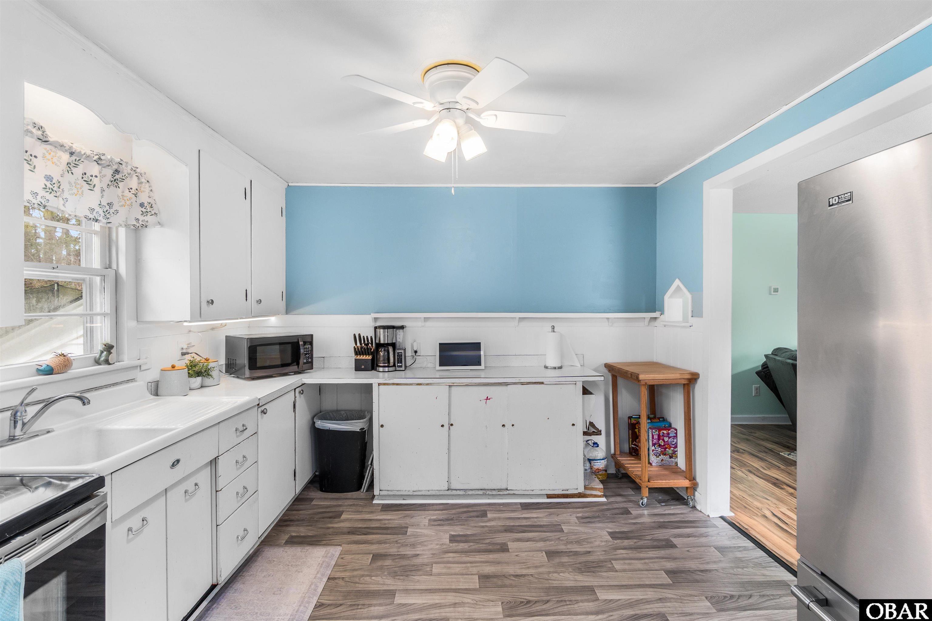 629 Body Road in Elizabeth City is for sale.