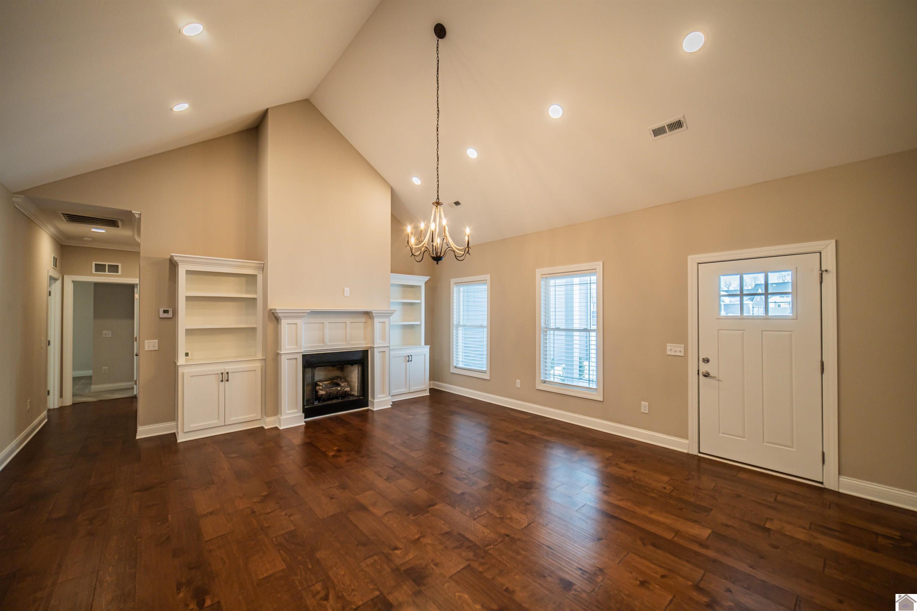 273 Walker Way Paducah KY 42001 | Active