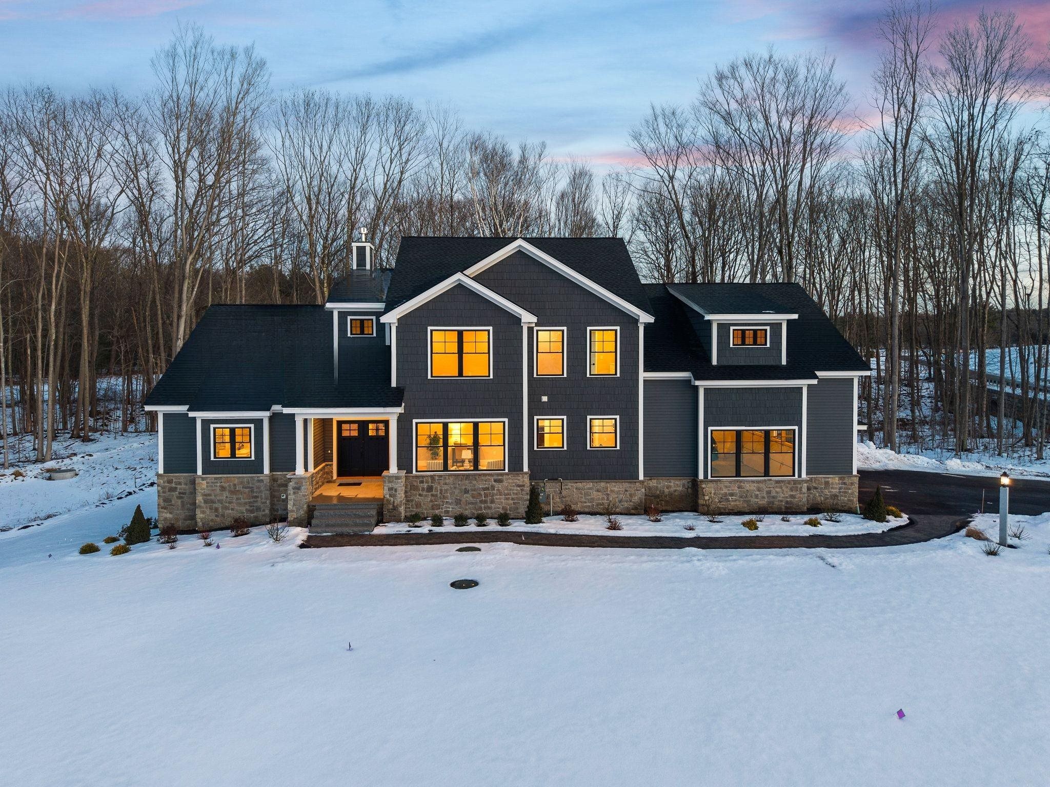 36 Shipwright Way , Newington, NH | MLS# 5073978 | Verani Realty