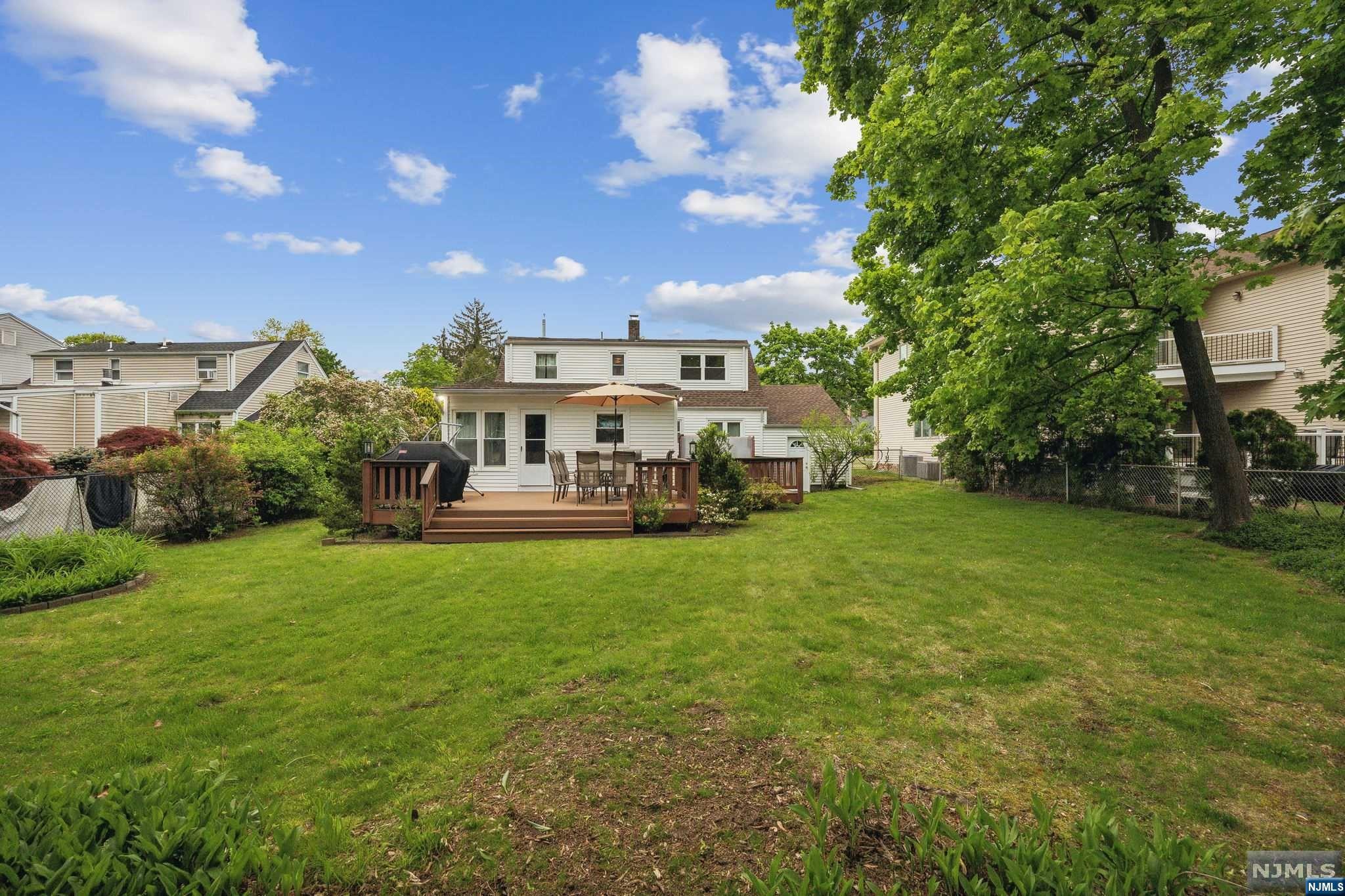 MLS Number 24024148 - 4 bed,2 bath, Residential Property for $749,000 ...