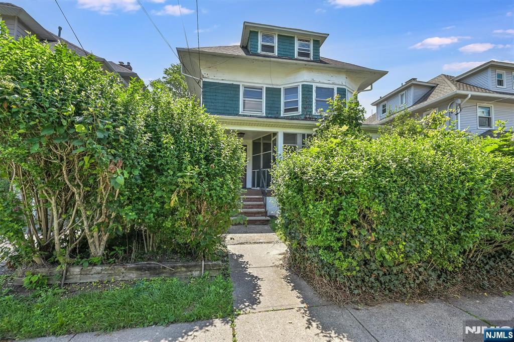 MLS Number 25023328 - 6 bed,3 bath, Multi-Family Property for $699,000 ...