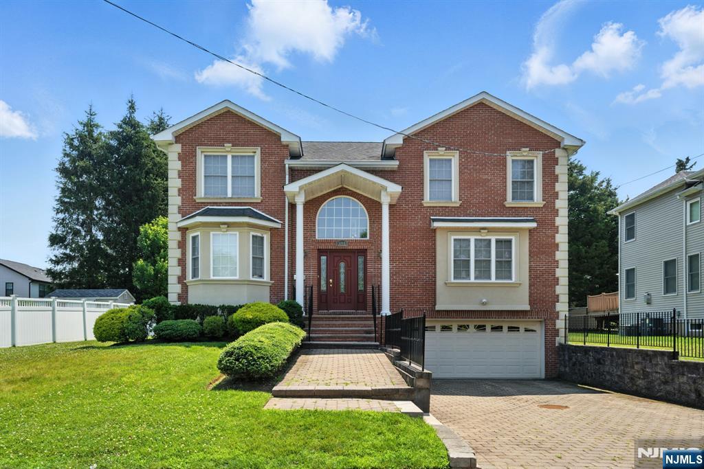 MLS Number 25024261 - 4 bed,3 bath, Residential Property for $1,249,000 ...