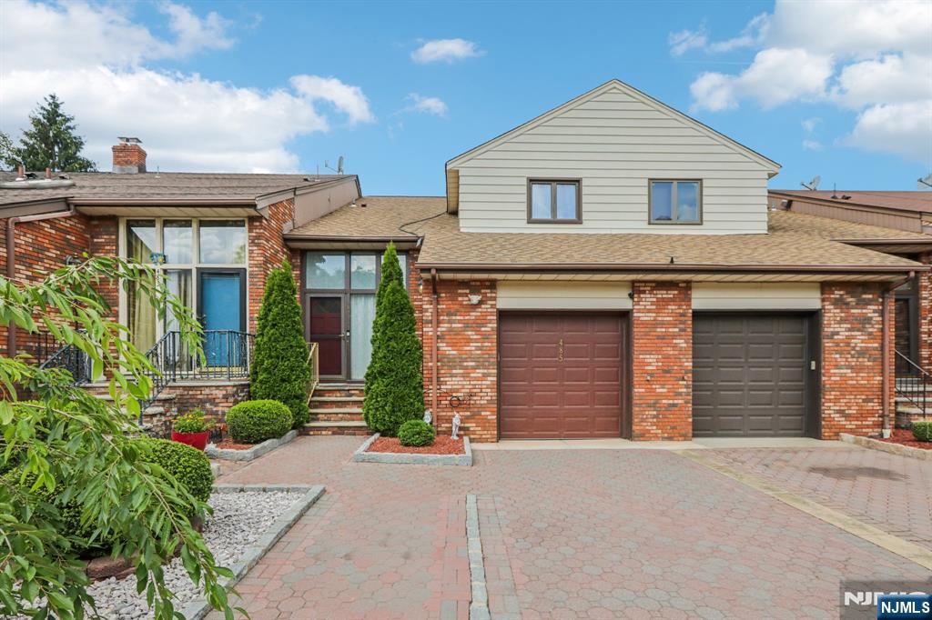 MLS Number 25027117 - 3 bed,1 bath, Residential Property for $629,000 ...