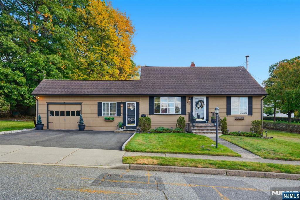 MLS Number 25038529 - 3 bed,1 bath, Residential Property for $574,500 ...