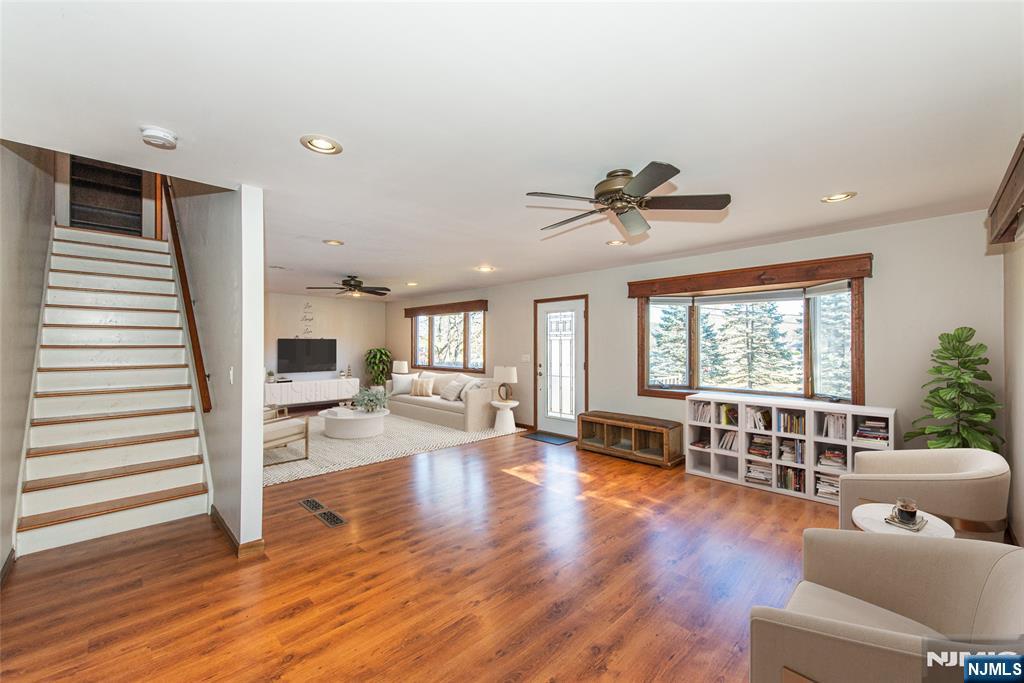 MLS Number 25041901 - 3 bed,2 bath, Residential Property for $565,000 ...
