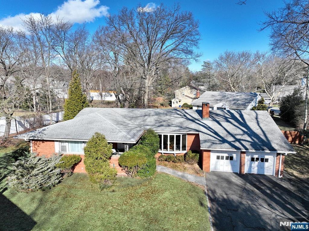 MLS Number 26001892 - 3 bed,2 bath, Residential Property for $559,000 ...