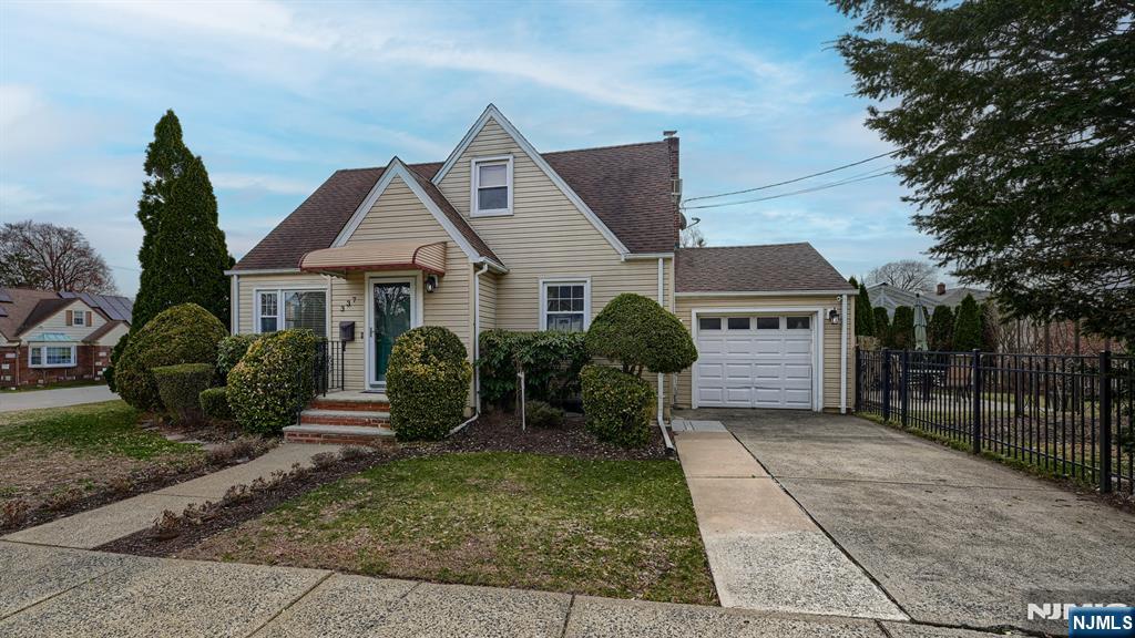 MLS Number 26007815 - 2 bed,2 bath, Residential Property for $525,000 ...